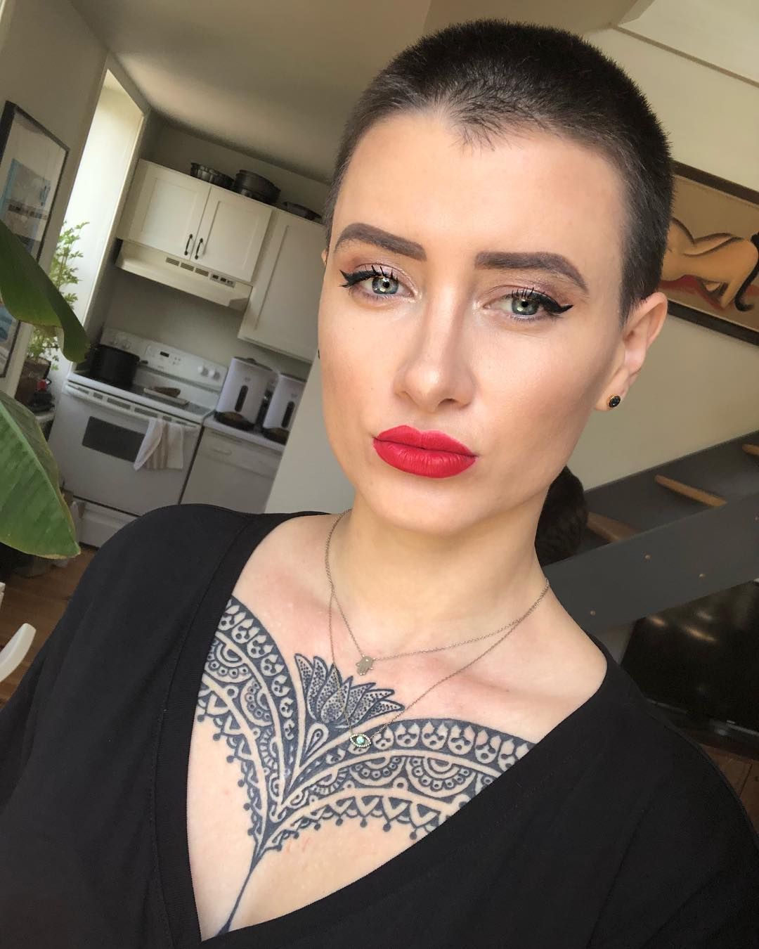 Haircut by a Ghost - HEAD SHAVE STORIES